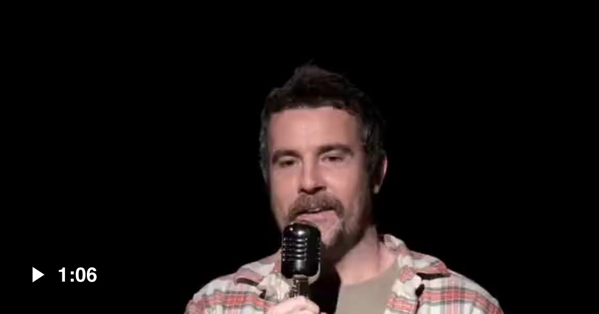 Blue shirt dude definitely a 9gagger - 9GAG