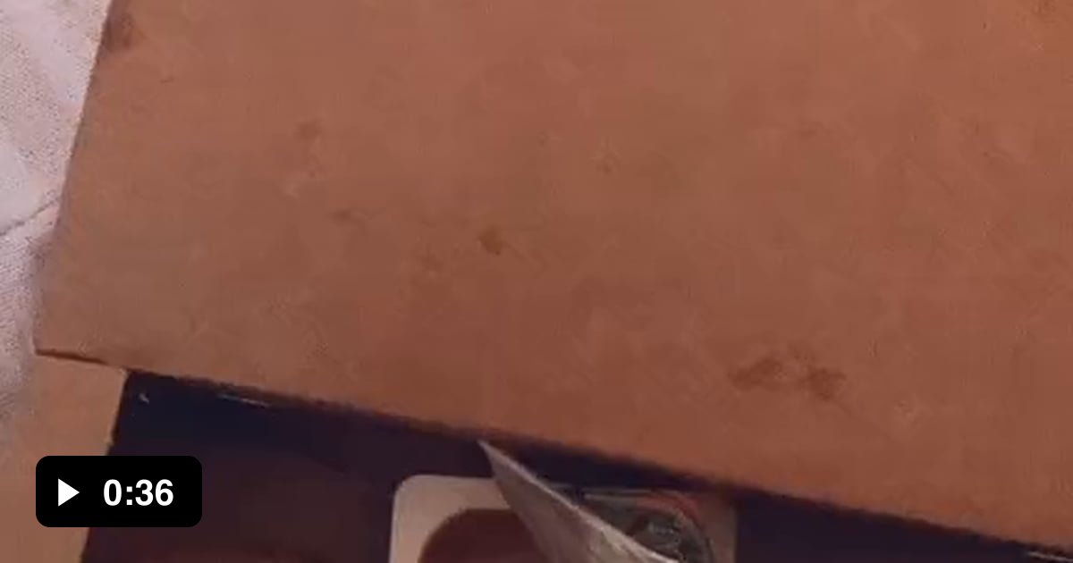 Doggo try hard for a chimken nugget - 9GAG