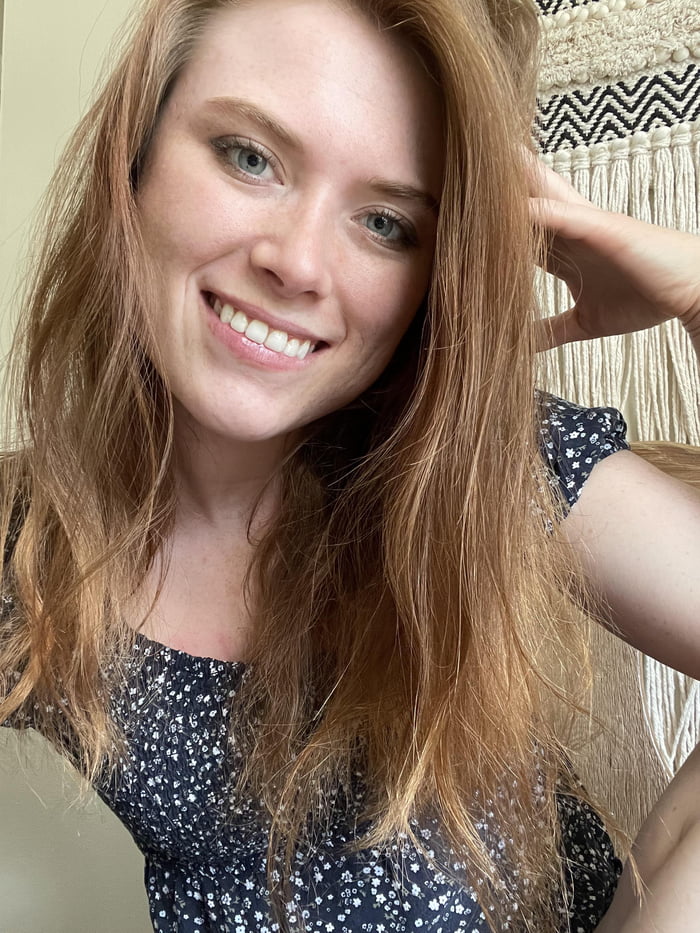 Date a redhead, you won’t regret it - 9GAG