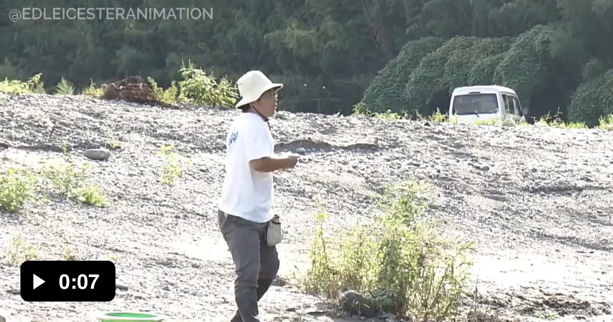 Super Stone Skipping - 9GAG