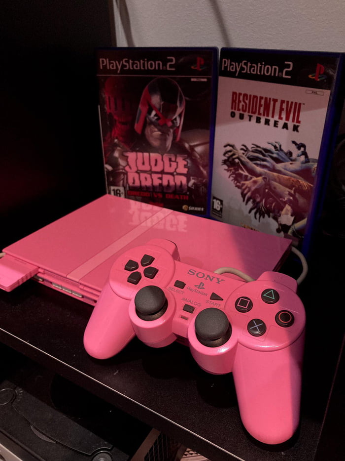 What are the most inappropriately matched games to play on the Pink PS2 Slim? - 9GAG