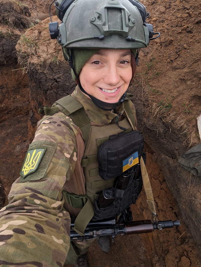 An American trans-gender blogger is a sergeant in Ukrainian army, I ...