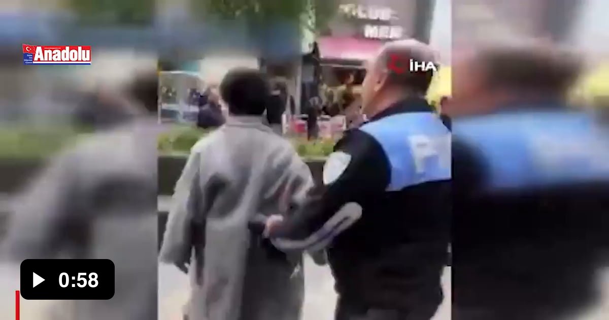 The Lunatic Bag Lady - 9GAG