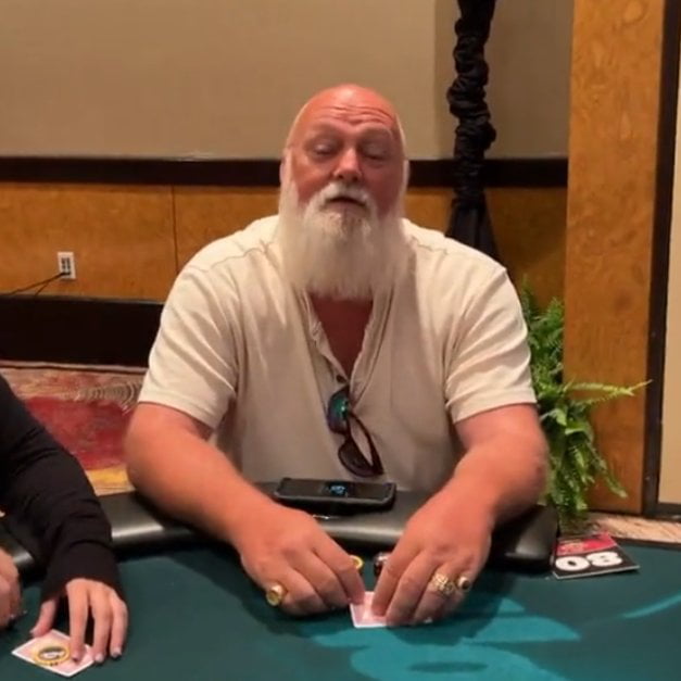 Dave wins all womens' tournament. Be like Dave. - 9GAG