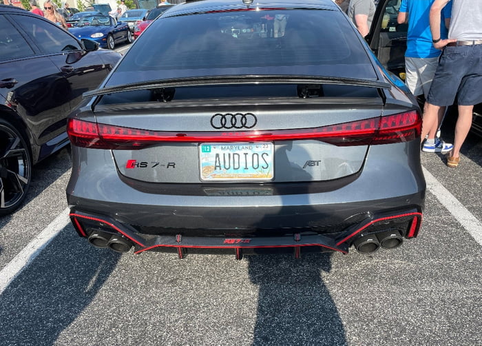 The perfect license plate doesn't exi... - 9GAG