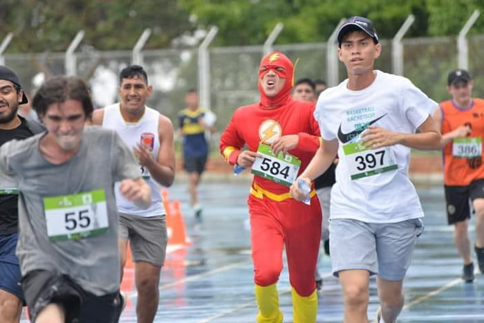 Run, Barry, RUN!!! - 9GAG