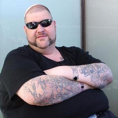 Wie wenig Neonatsi er da war - 9GAG