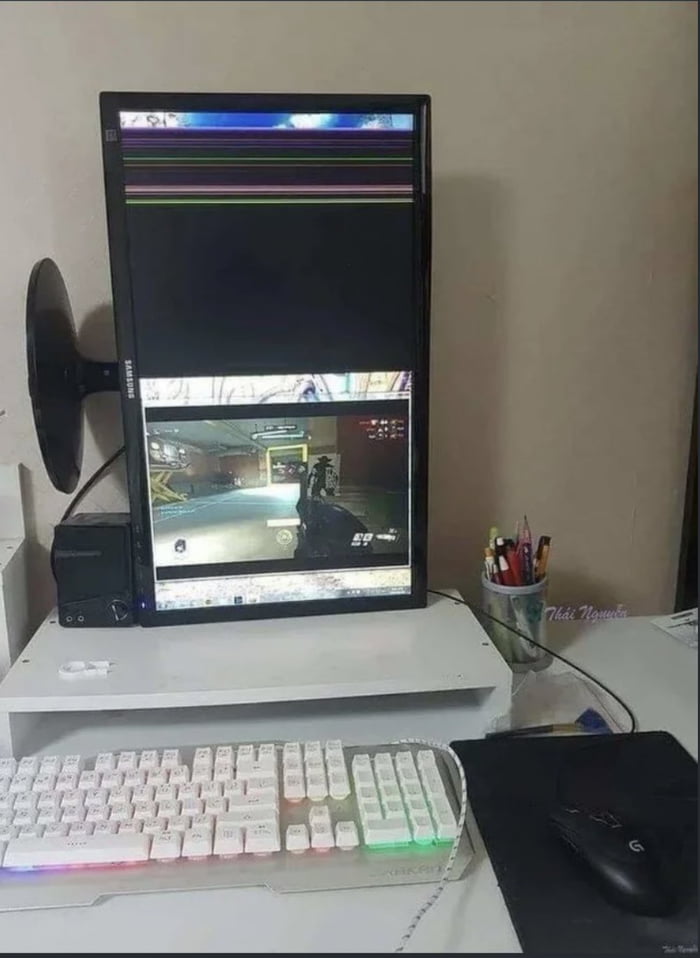 I broke my gaming monitor with a punch but there is still a part that ...