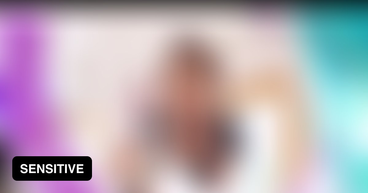 Anybody know her name? Yes she does..Need Cap - 9GAG