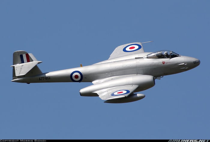 Meteor, worlds first operational jet fighter - 9GAG