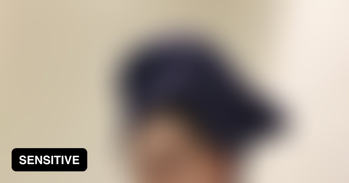 Her insta @sannatorr - 9GAG