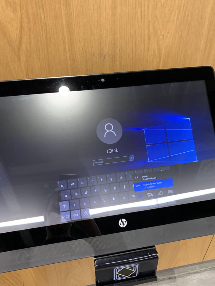 Linux administrators on windows be like - 9GAG