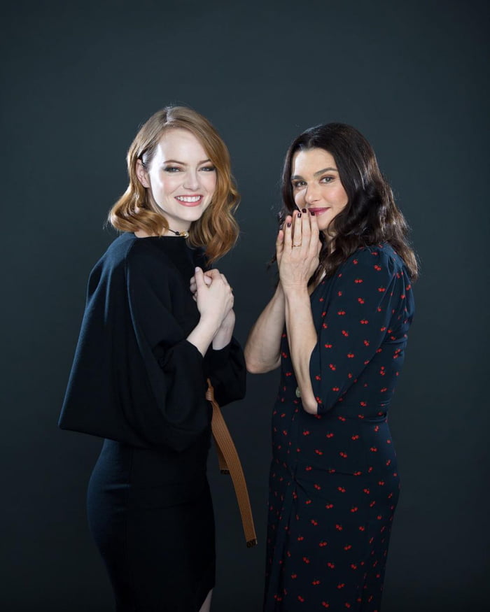 Emma and Rachel - 9GAG