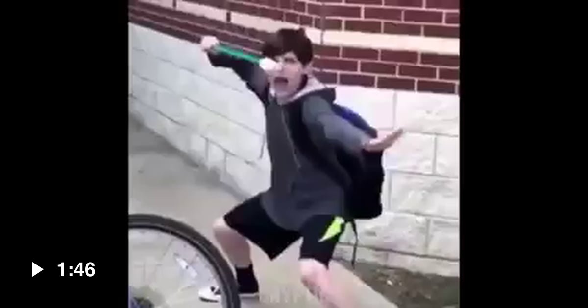 All rise for the meme national anthem of 2018 - 9GAG