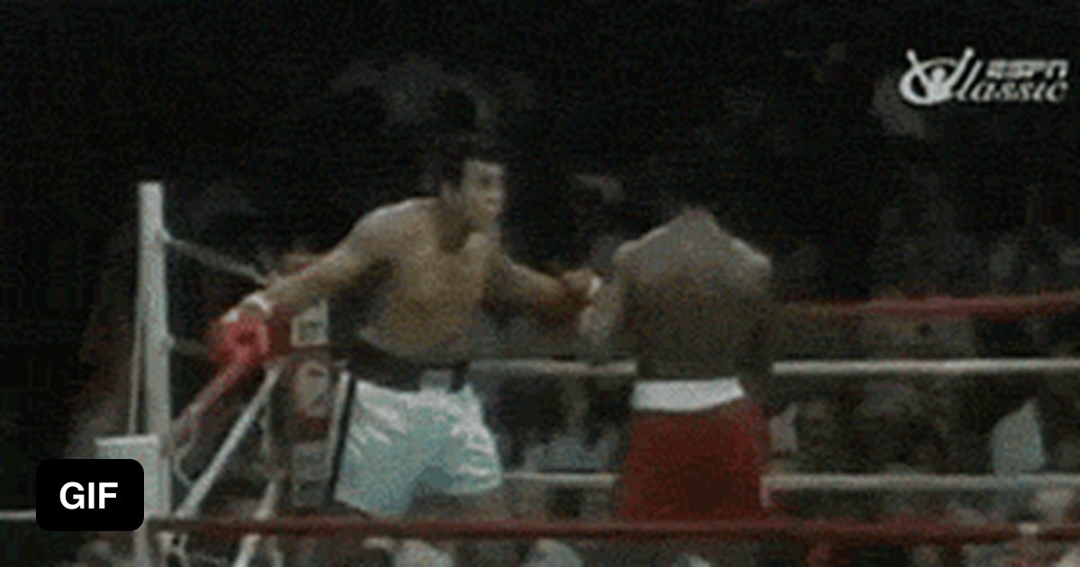 Muhammad Ali Dodging 21 Punches In 10 Seconds - 9GAG