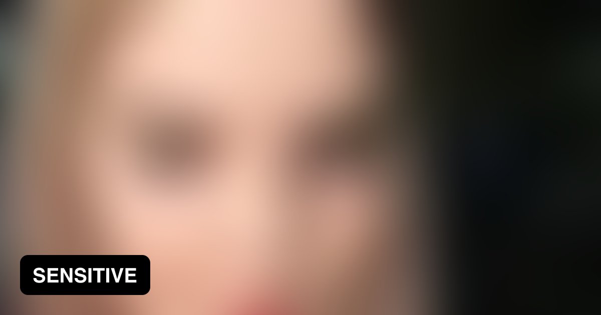 Warming up for some rimjob - 9GAG