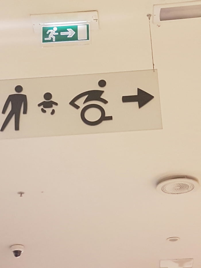 Flash in a wheelchair - 9GAG