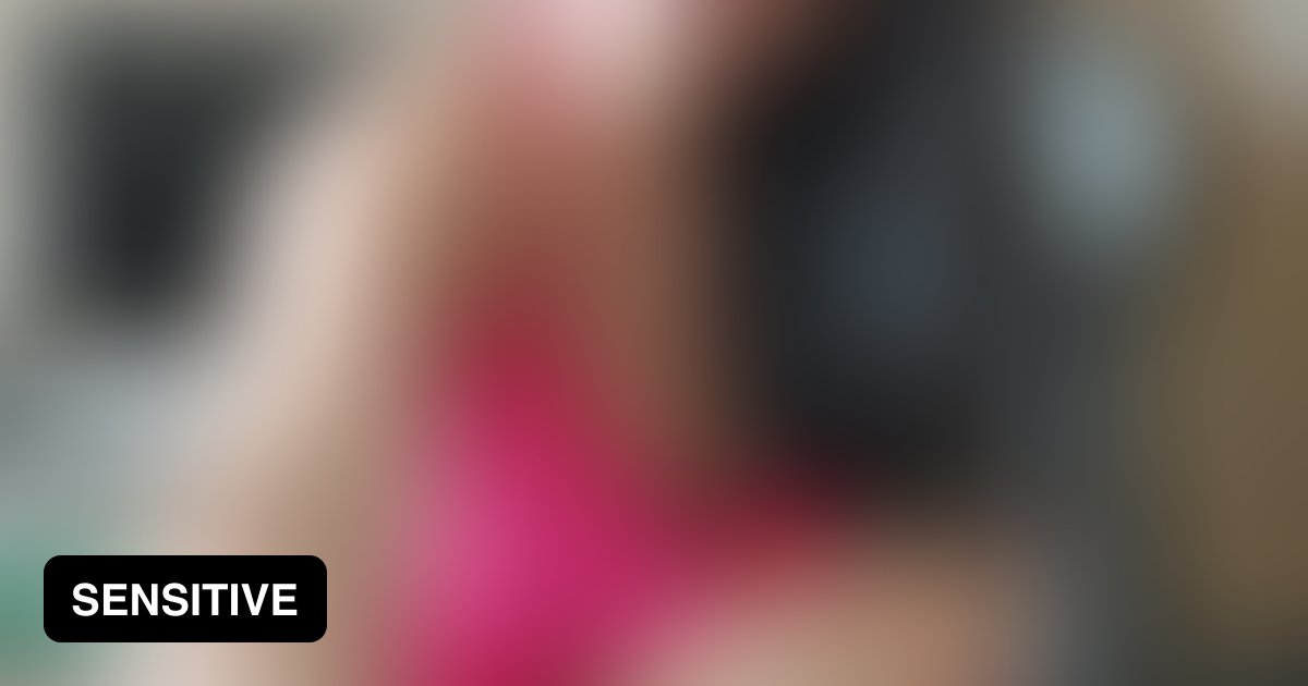 A sweet smile from your naughty secretary - 9GAG