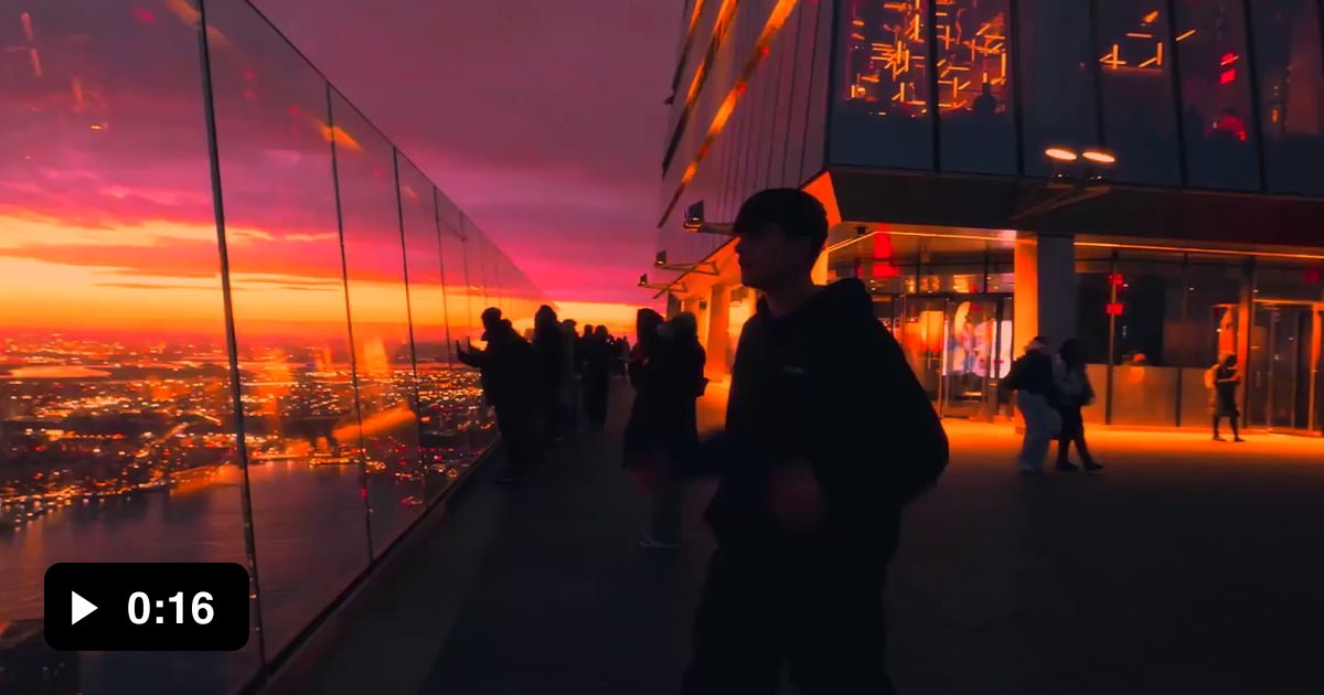 NY Sunsets and city lights at dusk 🌆 - 9GAG