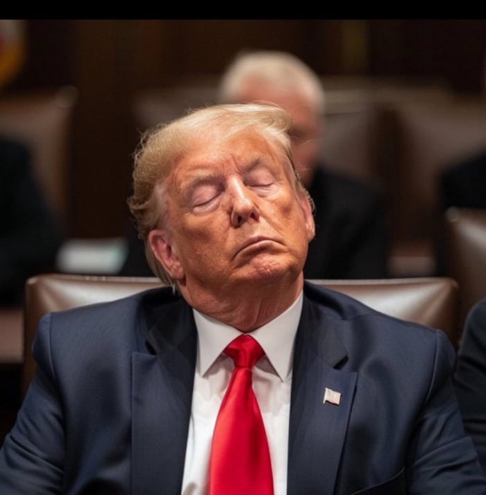 Sleepy Donnie. Sad! - 9GAG