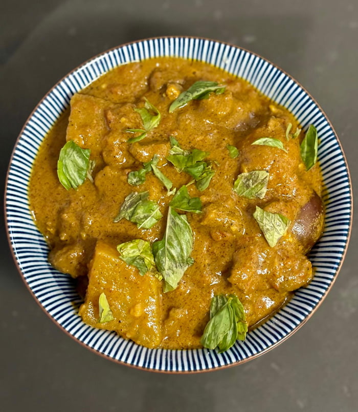 Chicken Heart Curry with potato and daikon - 9GAG