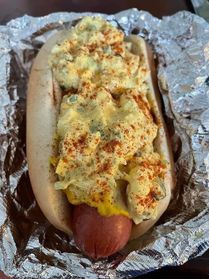 Gas station “Deviled Dog” - 9GAG