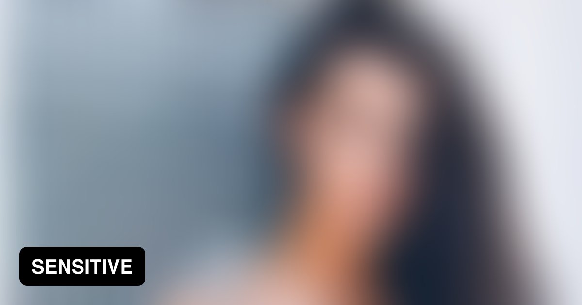 Hailey Outland - 9GAG