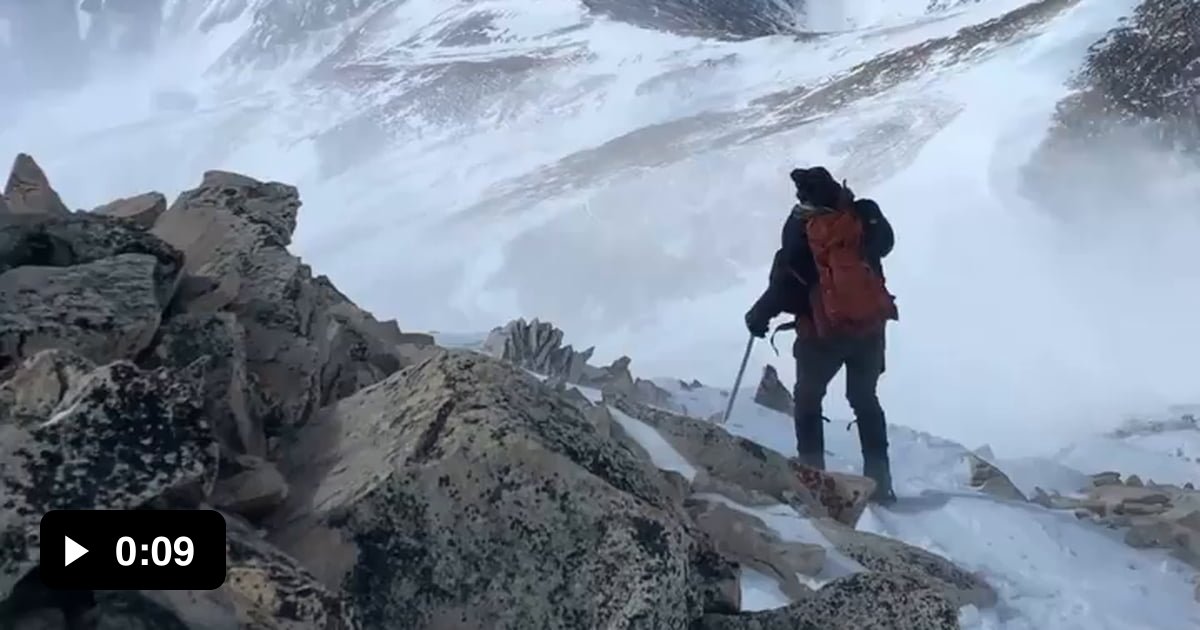 Nature's power on full display. - 9GAG