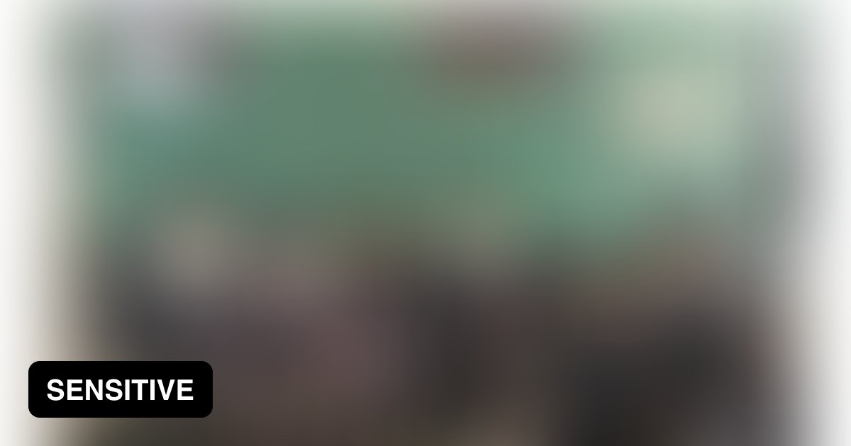 Little trigger - 9GAG