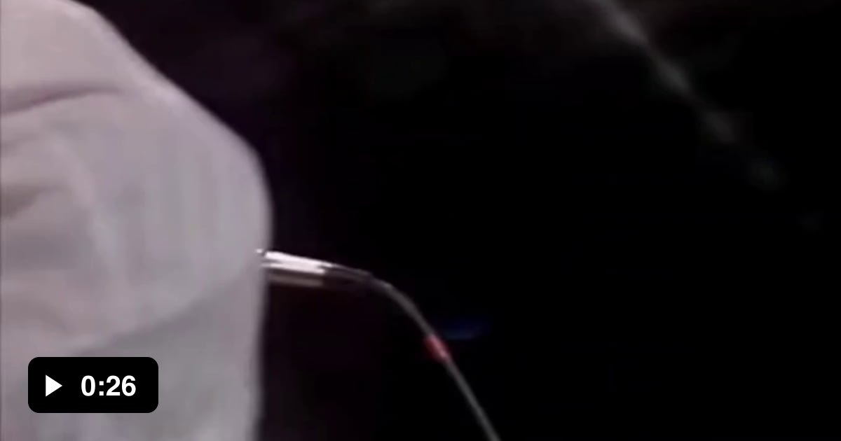 Bruce tells Mick to check his nose - 9GAG