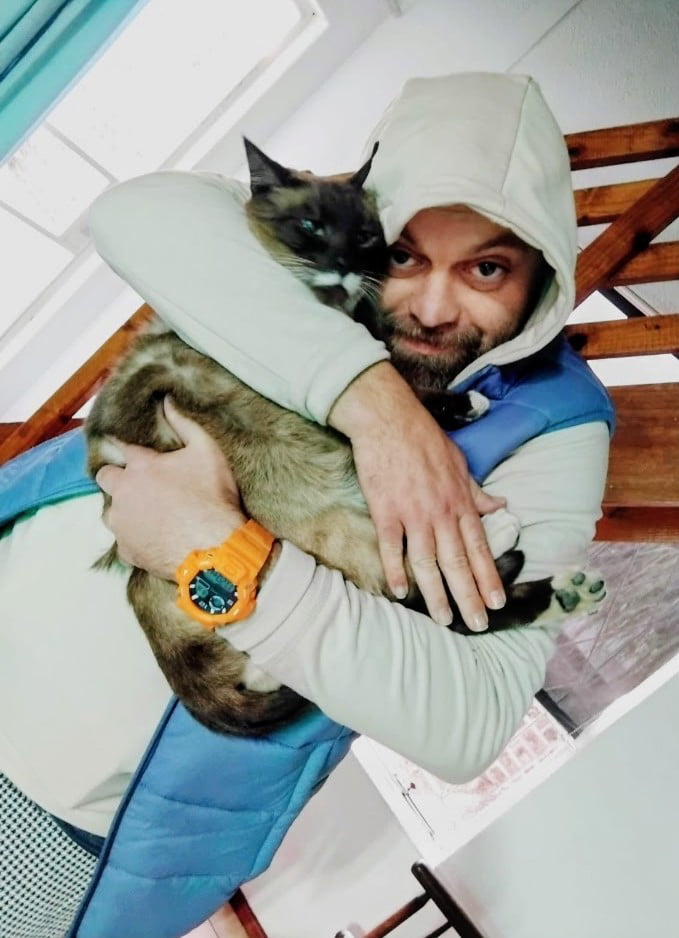 Giving cookies a cuddle - 9GAG