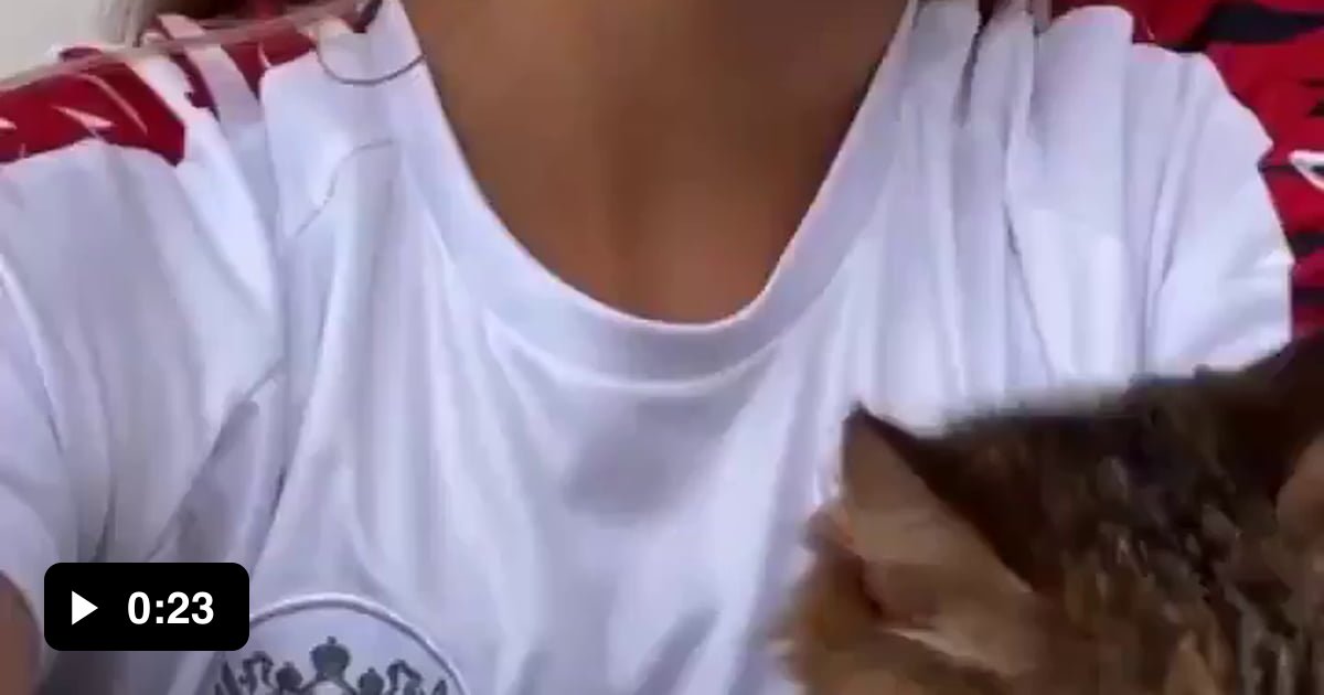 Russian Boxer Azalia Amineva Calls Out Imane Khelif - Wants to Fight - 9GAG