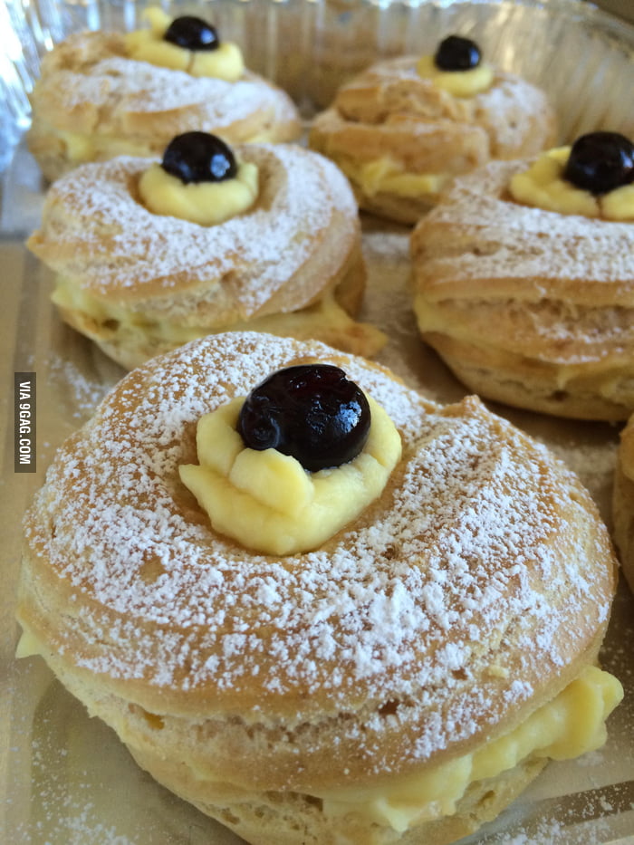 My girlfriend made zeppole, a traditional Italian treat! - 9GAG