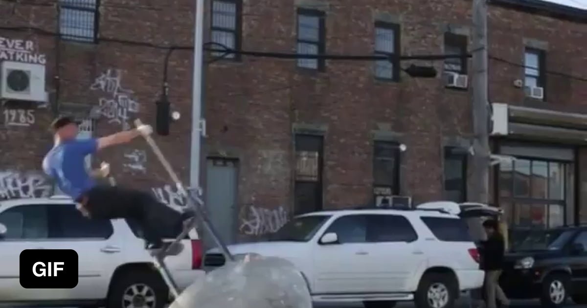 Crash Testing THE NEW HUMAN WEEBLE WOBBLE - 9GAG