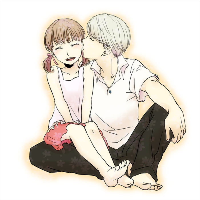 Posting Persona pics daily. Day 1030: P4 Nanako and Yu - 9GAG