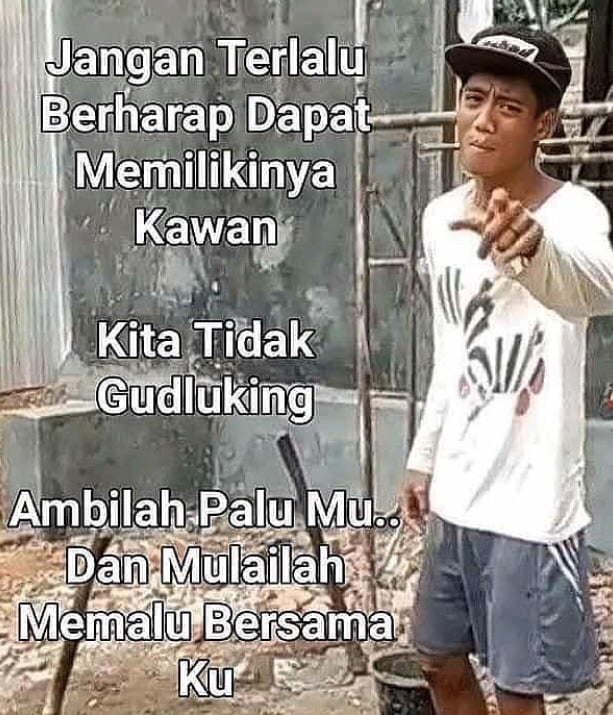 Bersama kuli kita membangun negeri - 9GAG
