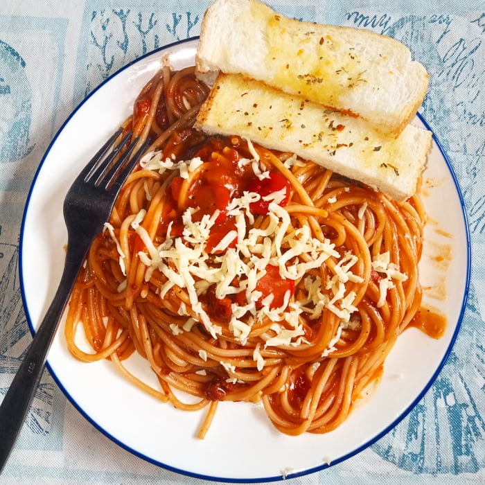 Spaghetti pababa at pataas - 9GAG