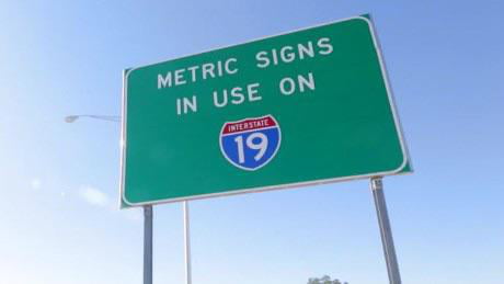 Interstate 19 - The only Interstate in America to use signage in only ...