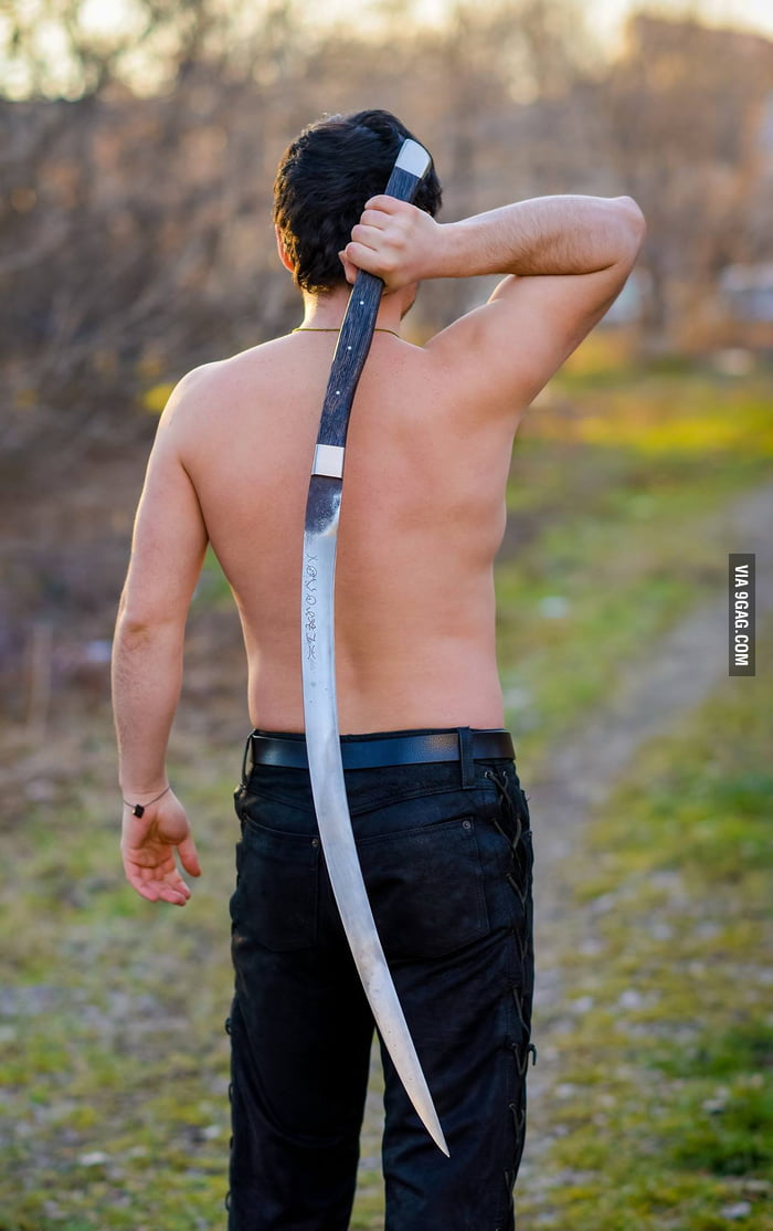 The Dacian Falx. See comments. - 9GAG