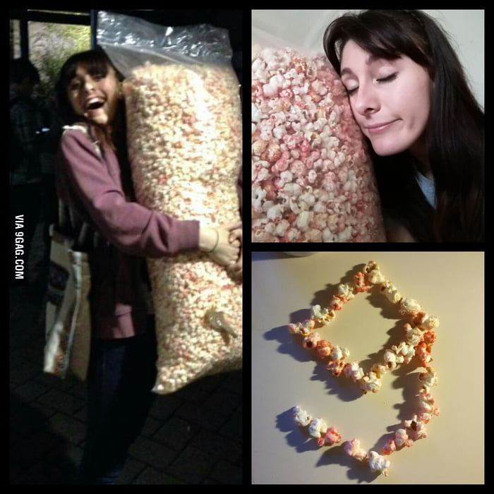 People were giving out free popcorn on campus. I took advantage. - 9GAG