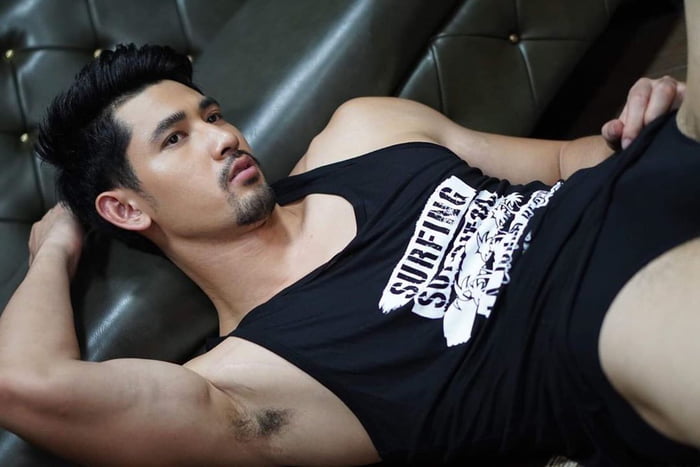 Phanuphong Wanthamat - 9GAG