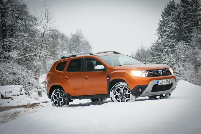 Dacia duster is a cheap shitbox but its really good at off-road - 9GAG