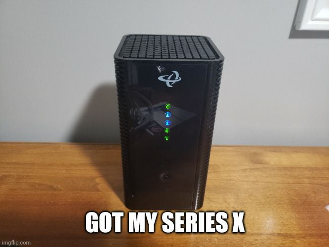 I know the meme is ps5 looks like a weird router, but my xbox literally ...