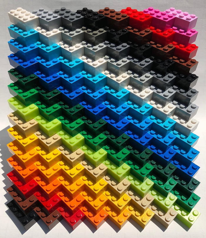 Lego pattern - 9GAG