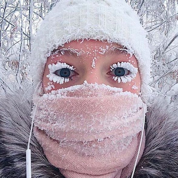 Frozen Eye Lashes - 9GAG