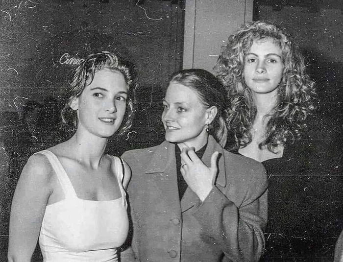 Winona Ryder,Jodie Foster & Julia Roberts,1989 - 9GAG