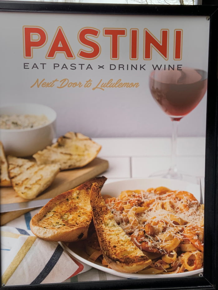 This Pastini advertisement’s picture has a fly on the garlic bread - 9GAG