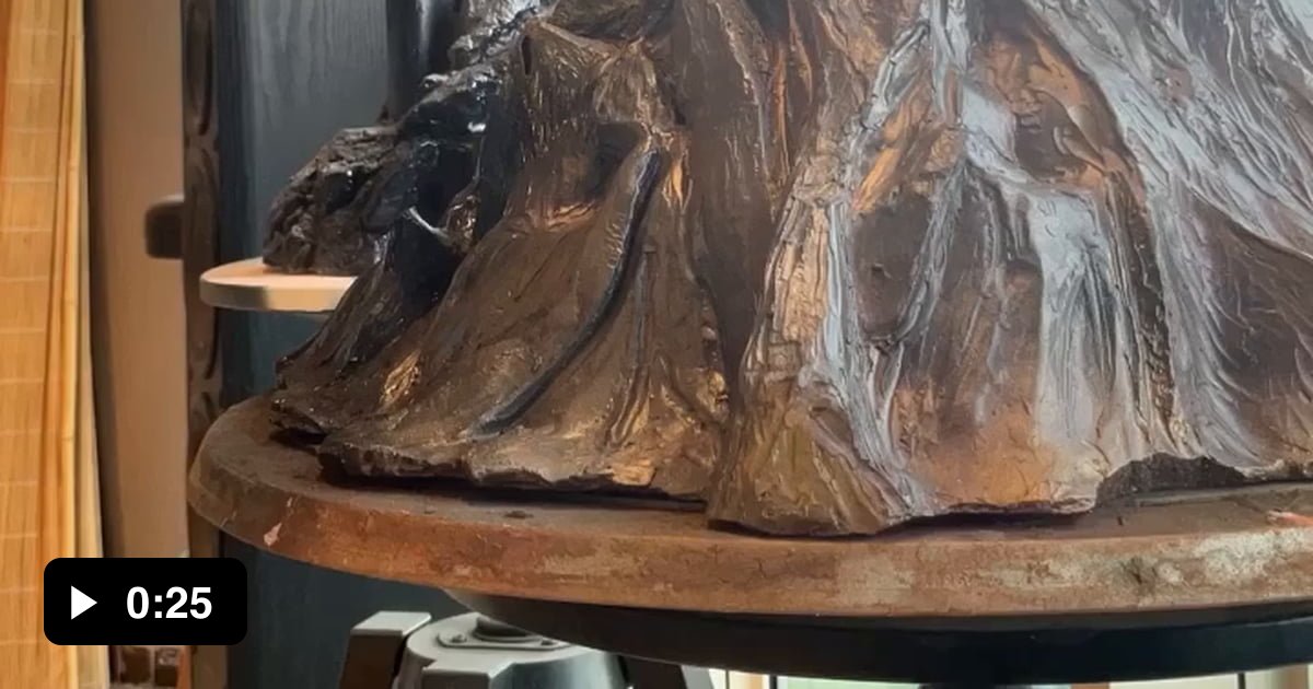 Mount Doom candle timelapse - 9GAG