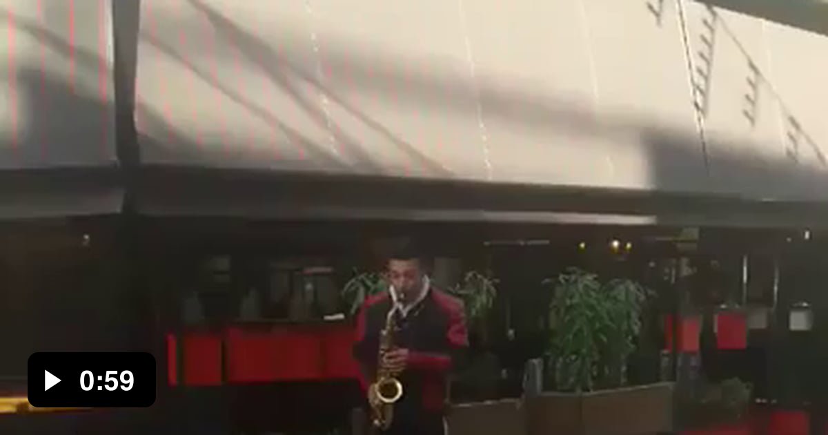 Making sweet music together - 9GAG
