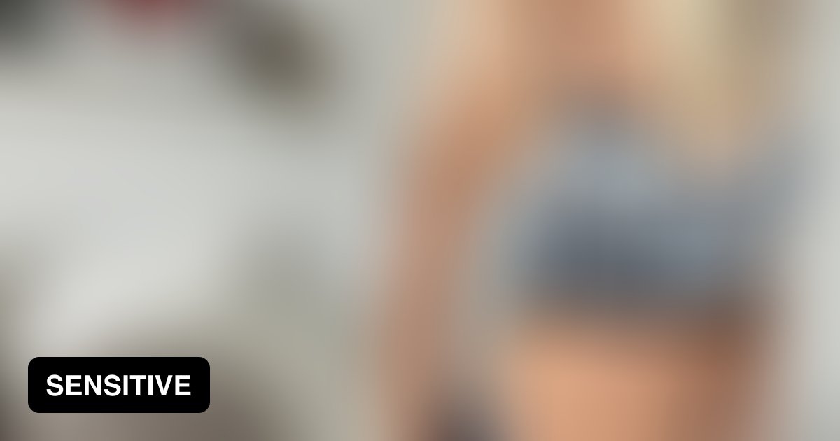 Sexy bra and panties - 9GAG